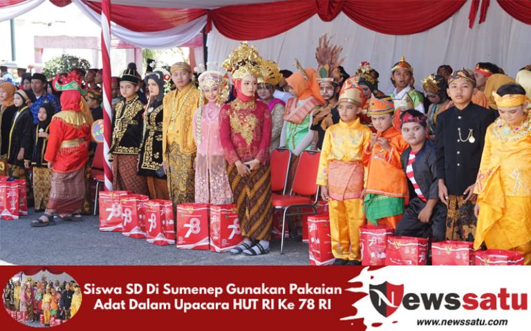 Siswa SD Di Sumenep Gunakan Pakaian Adat Dalam Upacara HUT RI Ke 78 RI
